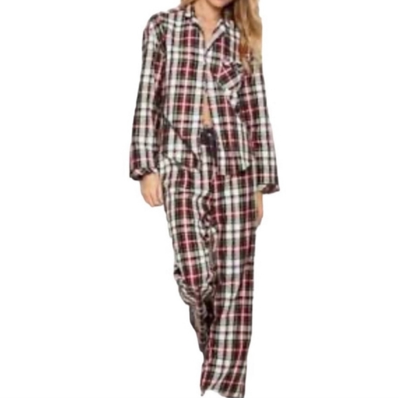 Victoria's Secret | Intimates & Sleepwear | Nwot Vs Plaid Dream Pj Set ...